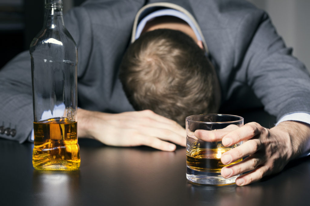 The First Steps to Overcoming Alcohol Addiction - WorthvieW