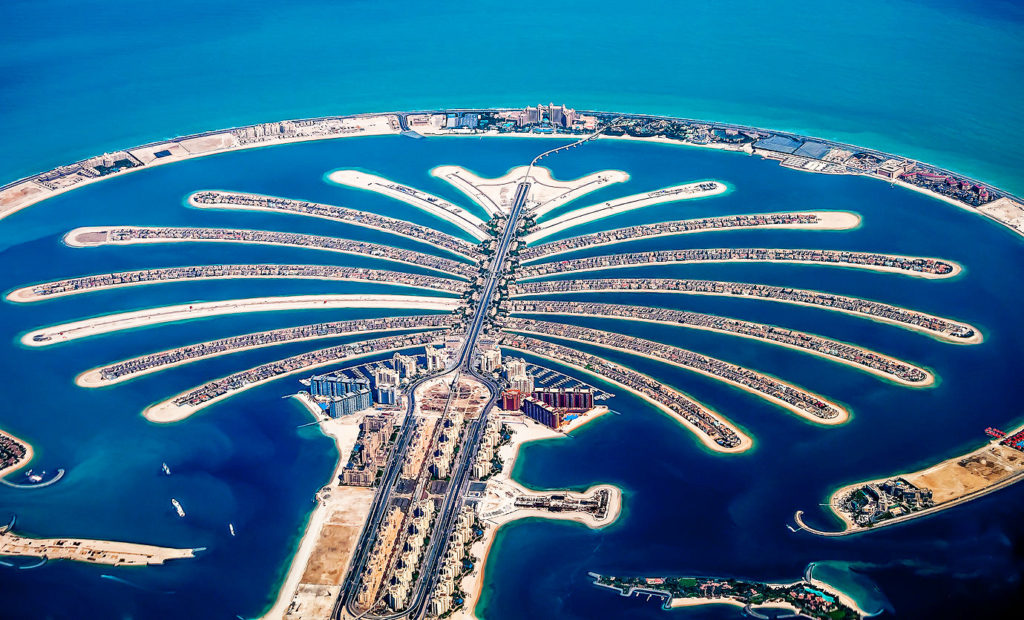 Life at Palm Jumeirah – Luxury Living Guide of Dubai - WorthvieW