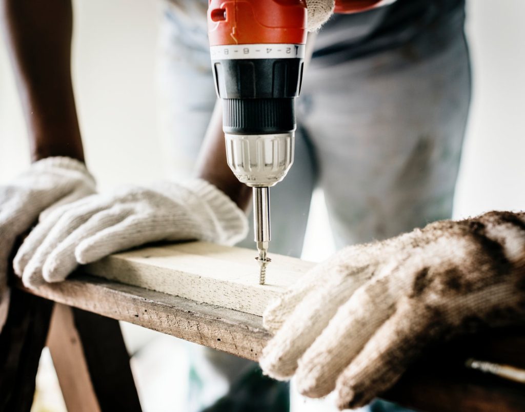 8 Safety Precautions When Handling Power Tools - WorthvieW
