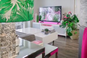 TV Mounting Height: Finding the Perfect Eye-Level Placement - WorthvieW