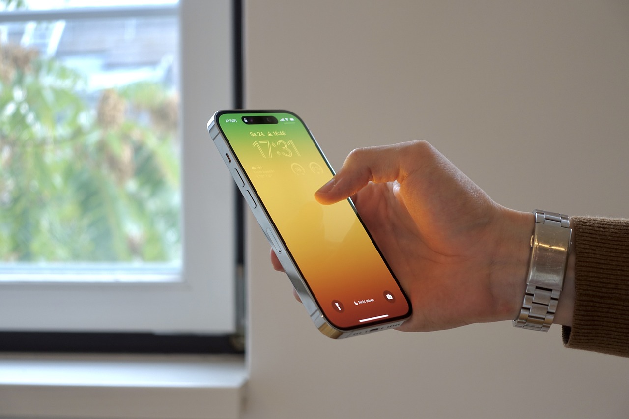 How to Sell My iPhone Easily - WorthvieW